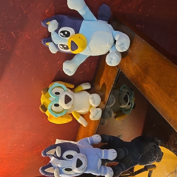 Bluey | Toys | 3 Bluey Friends Plush Bluey Starry Eyes Cousin Socks ...